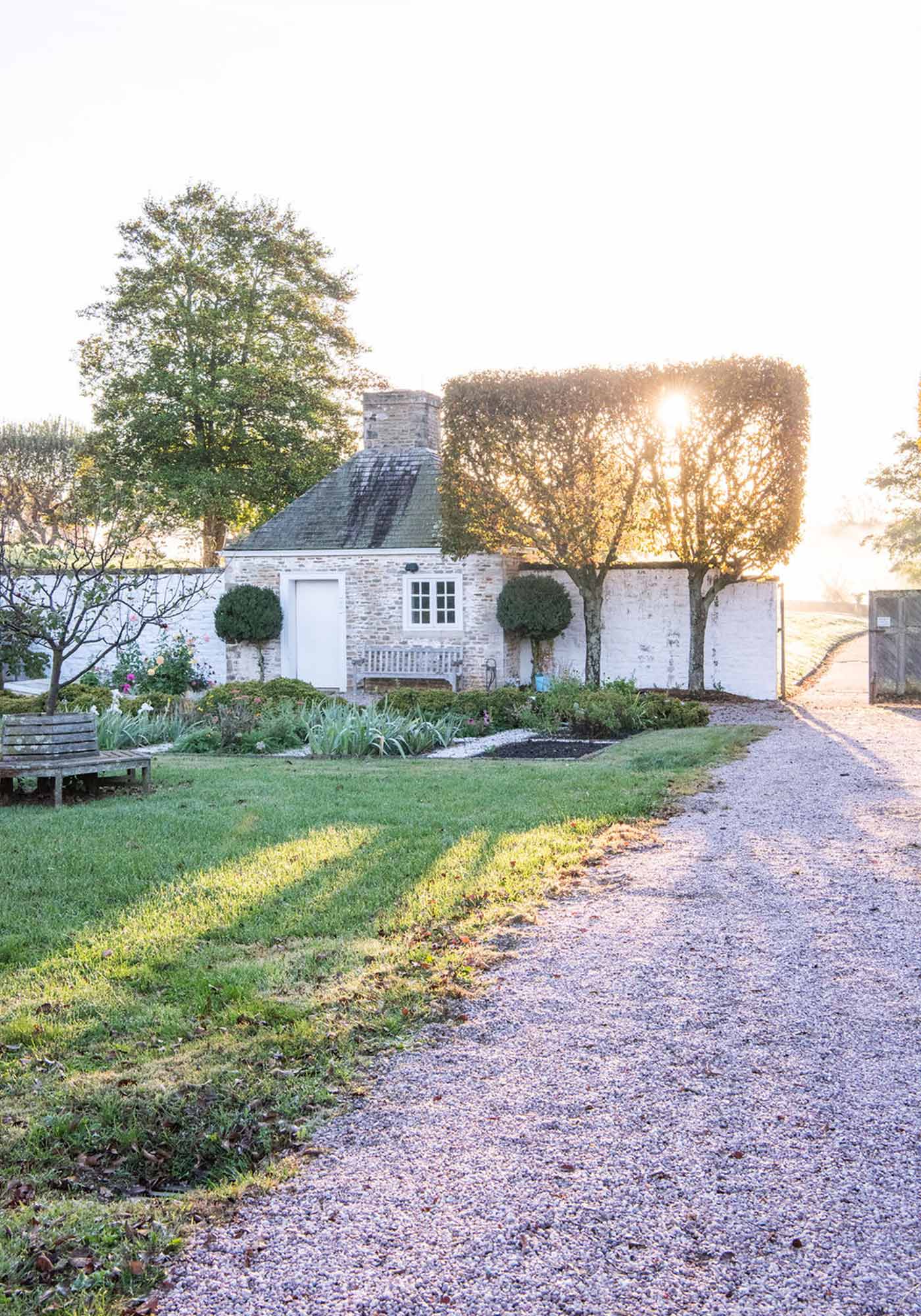 The Allée, Greenhouse & Topiaries at Oak Spring Farm - Wine and Country ...