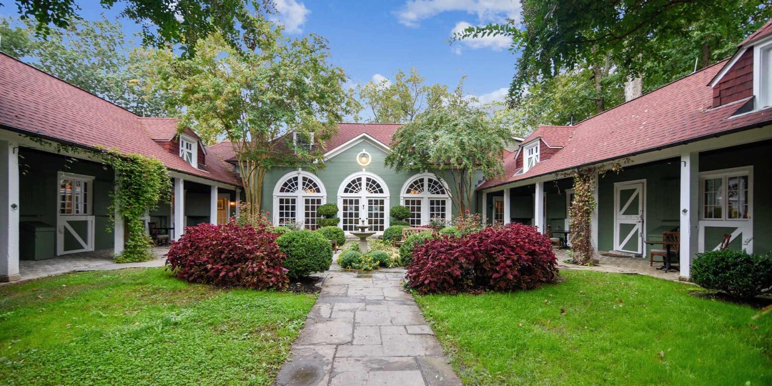 Goodstone Inn & Restaurant - Wine and Country Life