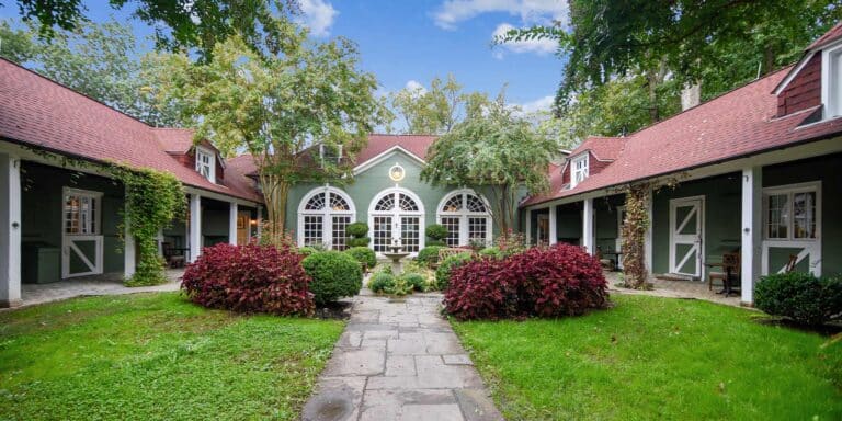 Goodstone Inn & Restaurant - Wine and Country Life