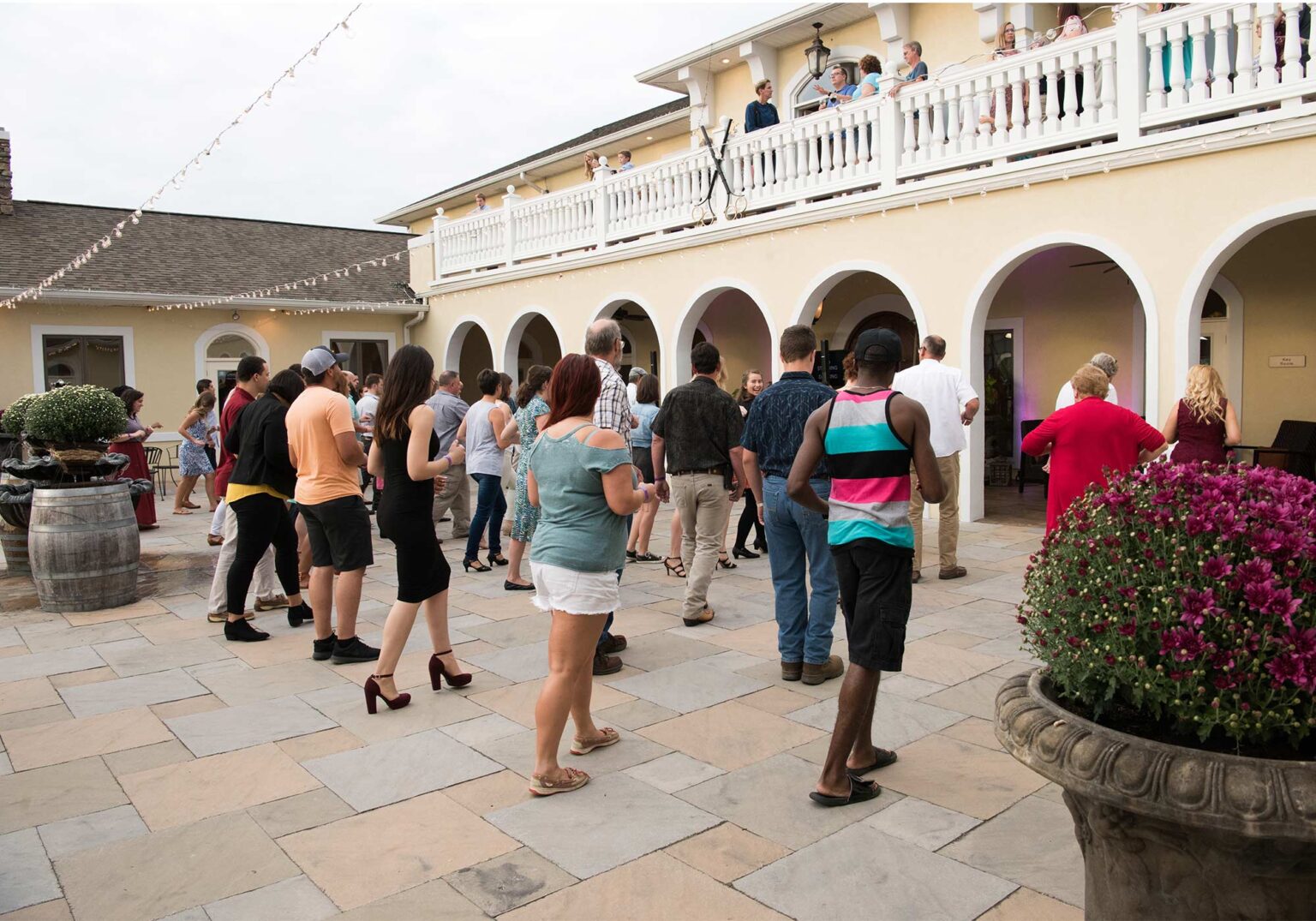 Discover Crosskeys Vineyards - Wine and Country Life