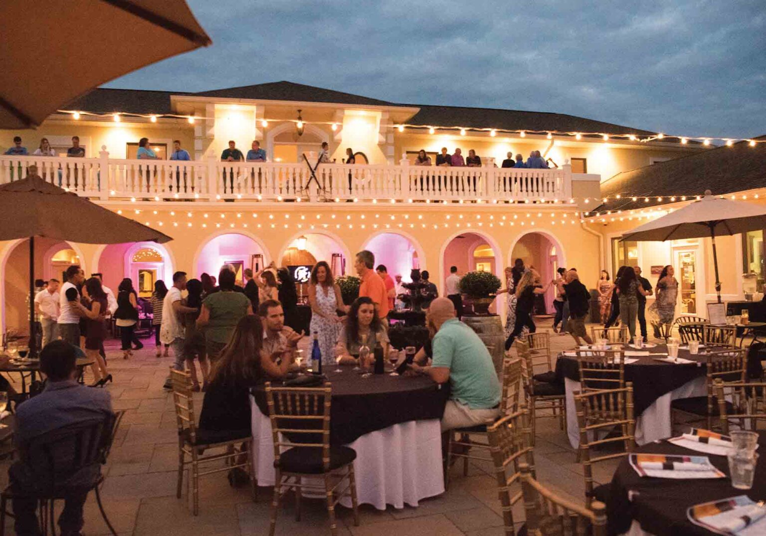 Dinner and Wine at CrossKeys Vineyards - Wine and Country Life